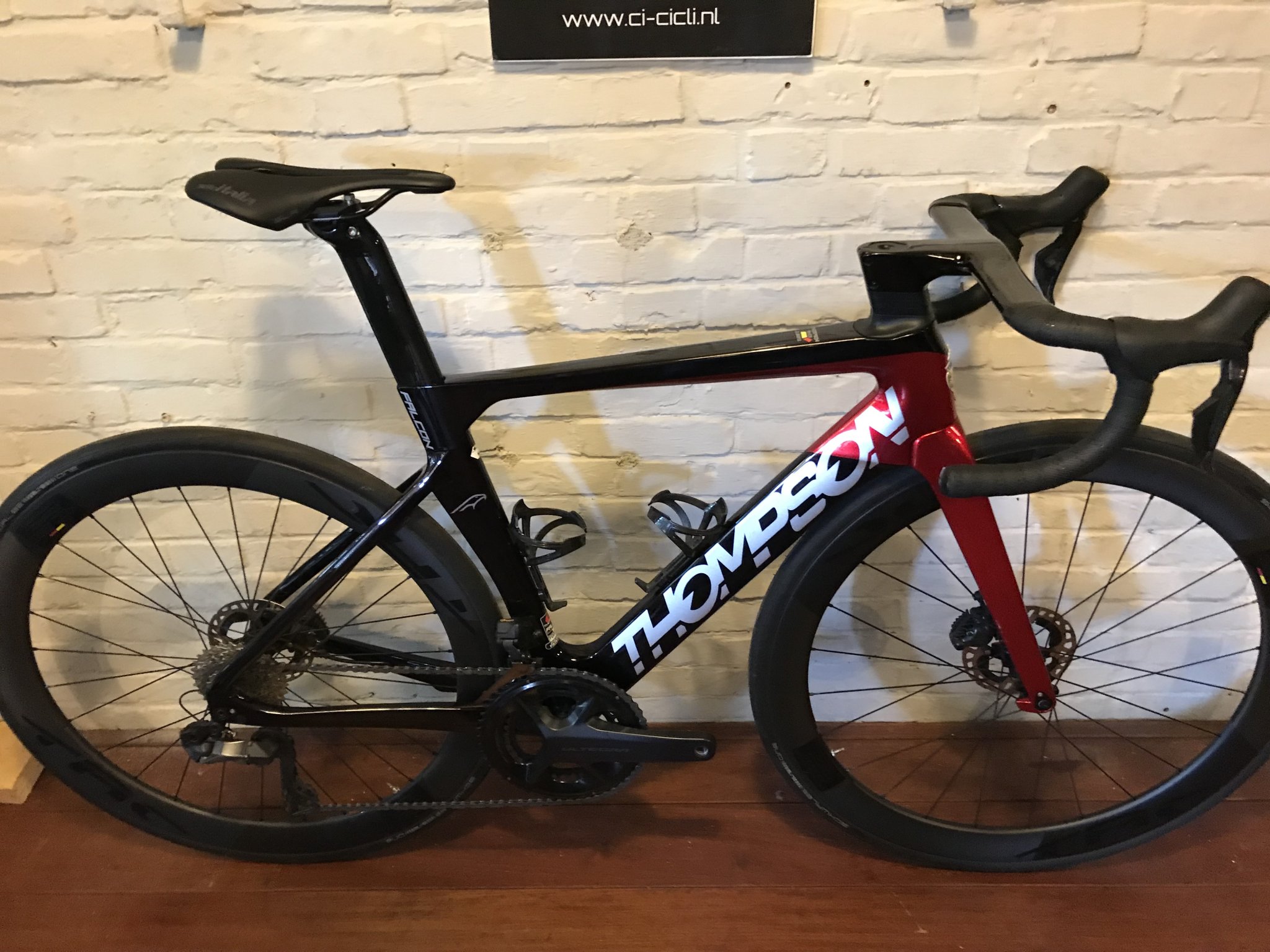 Thompson Falcon Shimano Ultegra Di2 2 x 12 speed 2022 51cm. - Ci CiCli ...