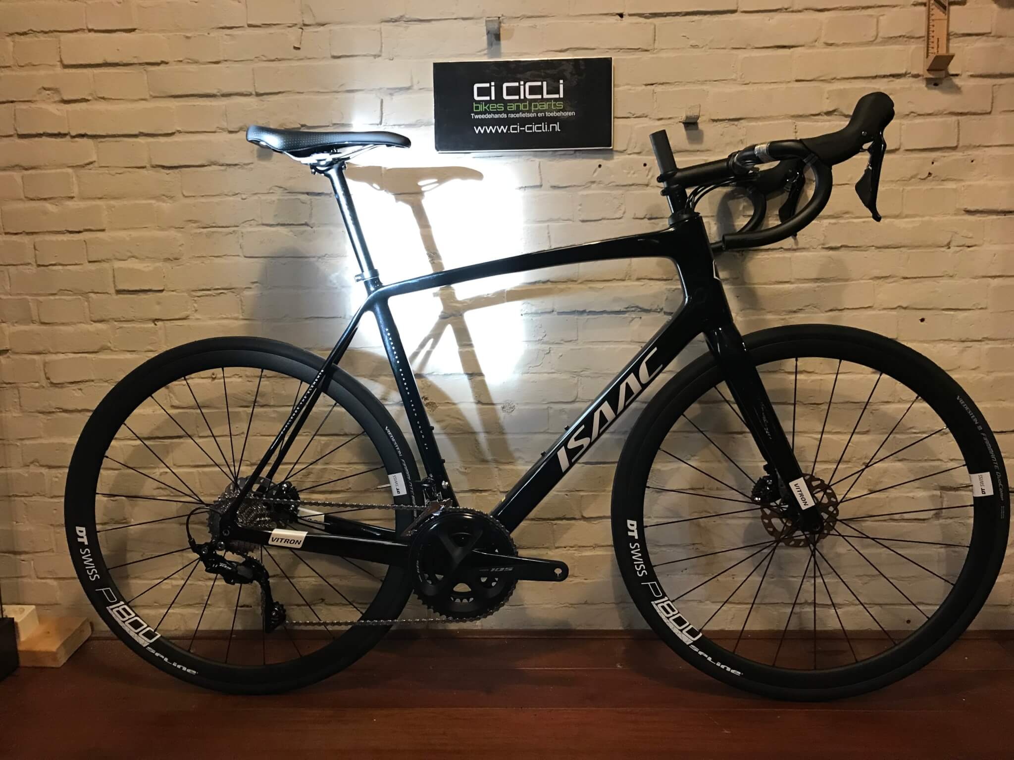 Isaac Vitron Disc Shimano 105 2 x 11 S t/m. XXL - Ci CiCli Tweedehands ...